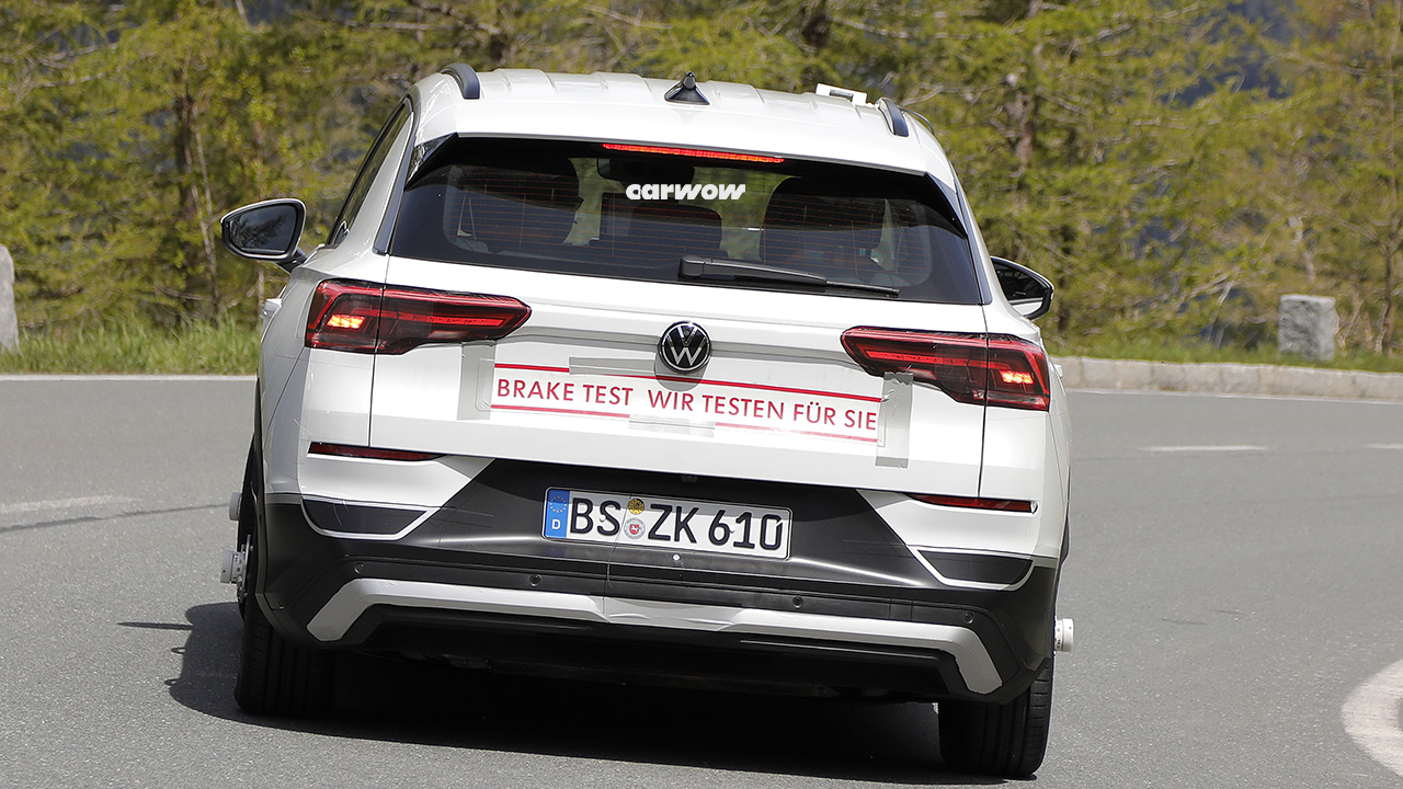 Neuer VW T-Roc: Offizielle Vorschaubilder teasern baldige Vorstellung ...